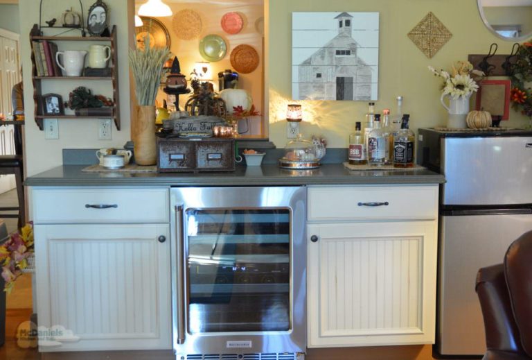Kitchen Beverage Station: Coffee Bars And Wine Nooks