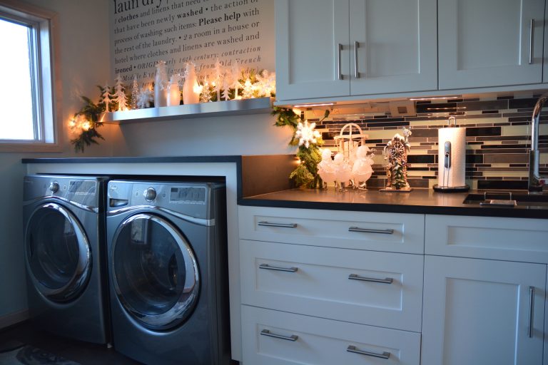 Custom Laundry Room Essentials | Design Guide Lansing MI